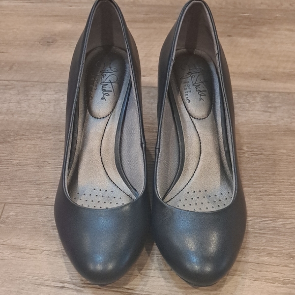 Life Stride | Shoes | Life Stride Black Heels Professional Pumps | Poshmark